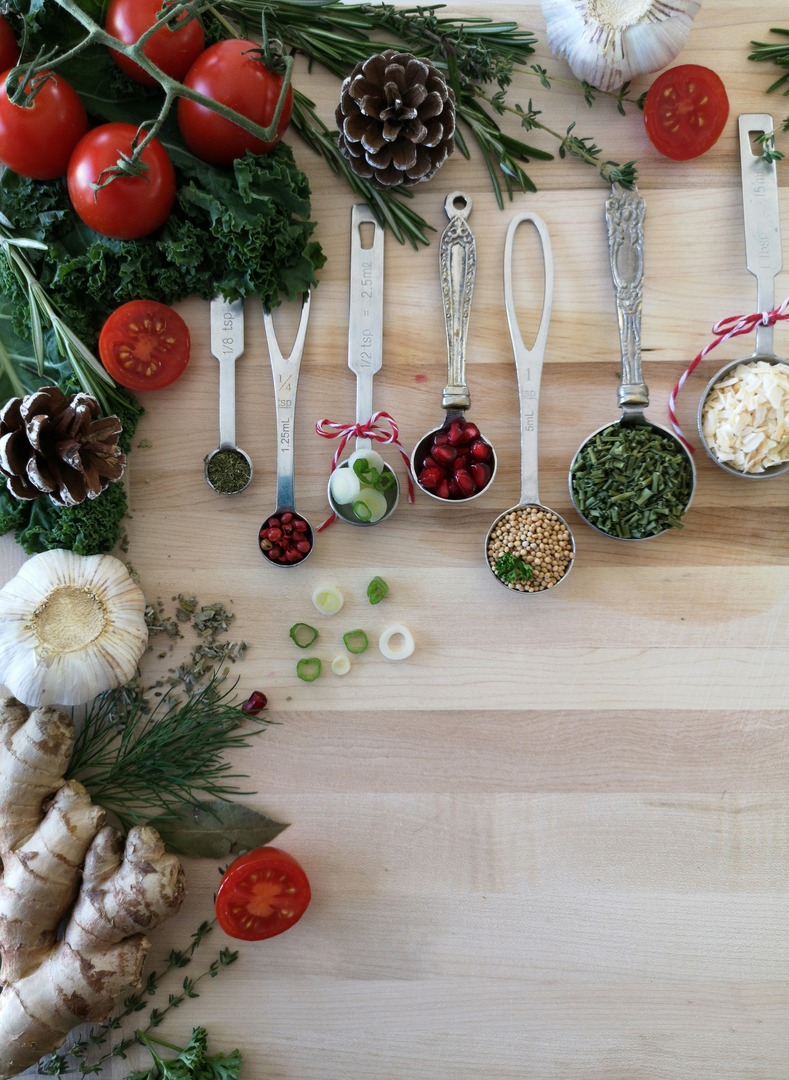 Skab den Perfekte Julefrokost med Juletallerkener og Forrygende ...